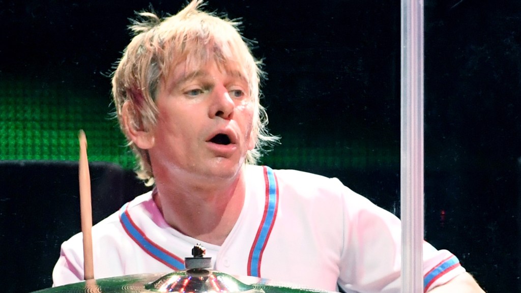 Pete Townshend Says Zak Starkey Is Not Leaving The Who After ...