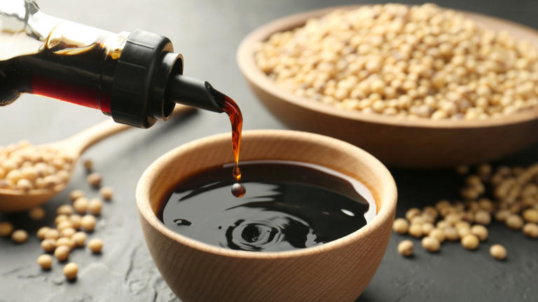 What's The Difference Between Light And Dark Soy Sauce?