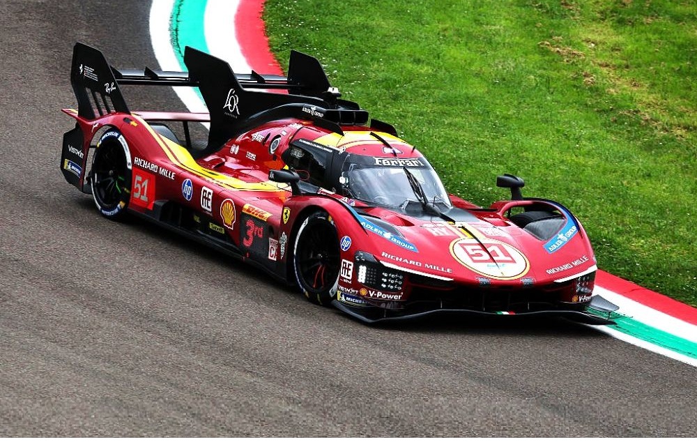 Ferrari sweeps Imola 6 Hours front row as Rossi tops GT3