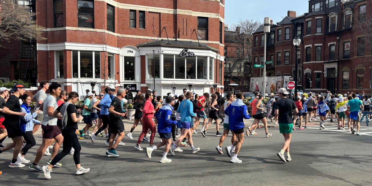 You Might Want to Skip That 400-Person Boston Marathon Shakeout Run ...