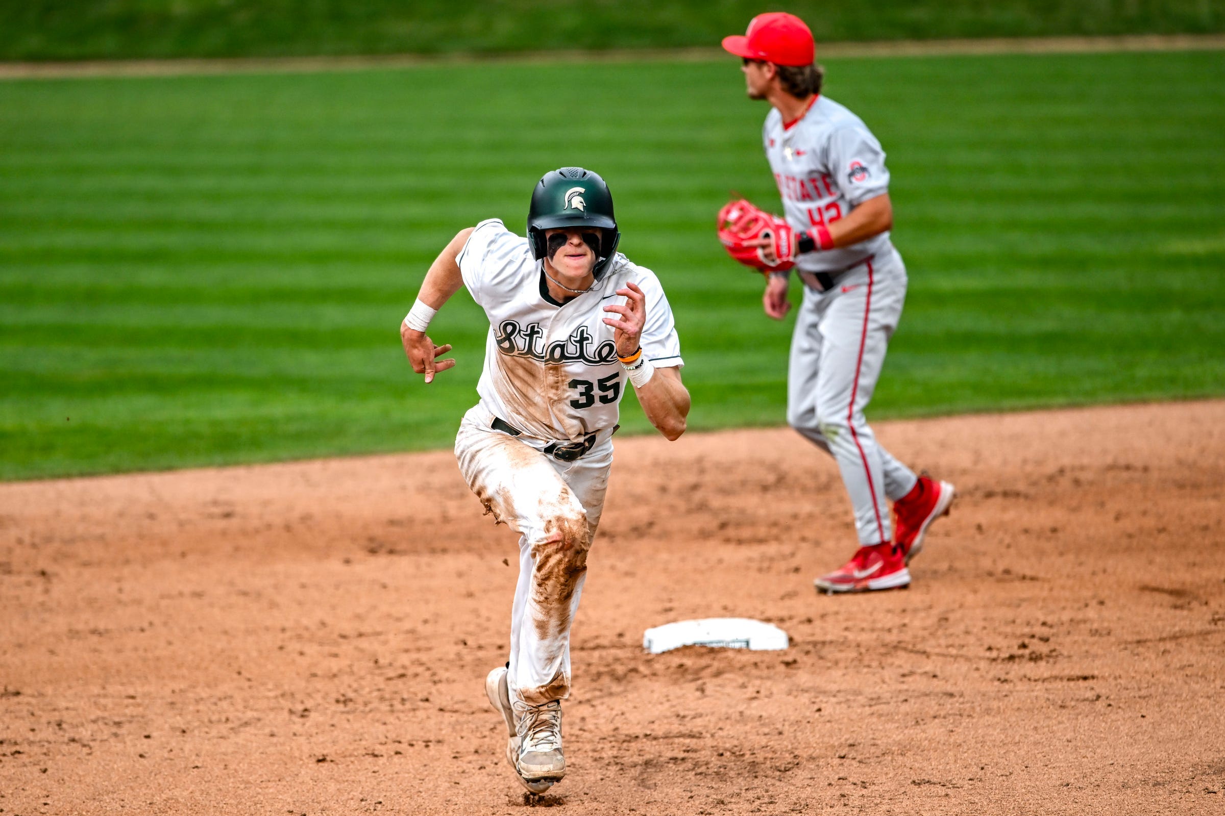Michigan State baseball dominates Ohio State on Friday night behind 17 ...