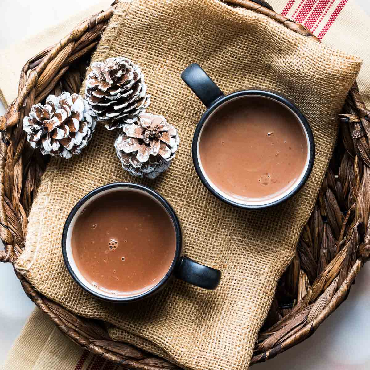 French hot chocolate (chocolat chaud)