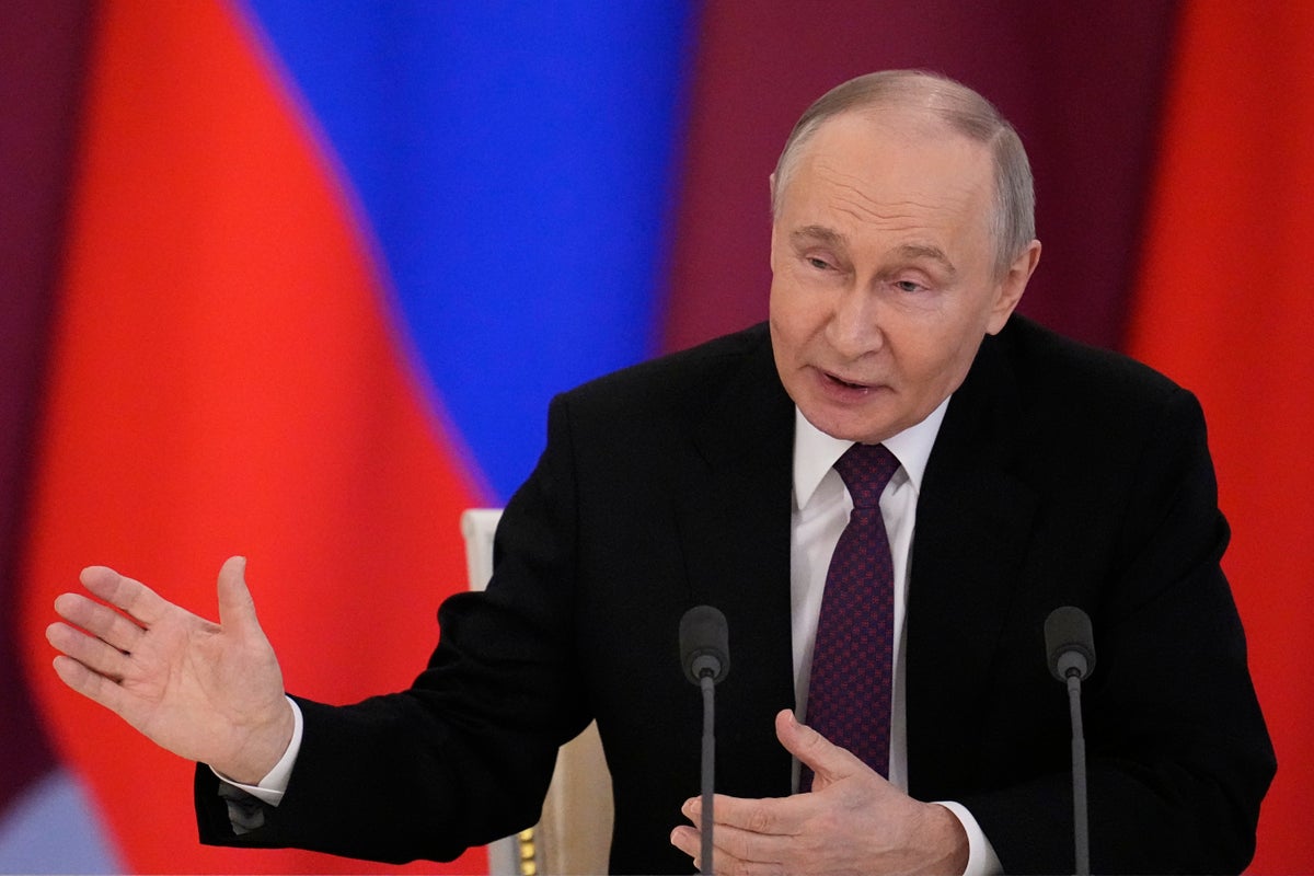 Putin announces ‘Easter truce’ in Ukraine war as Zelensky accuses Russia of continuing attacks