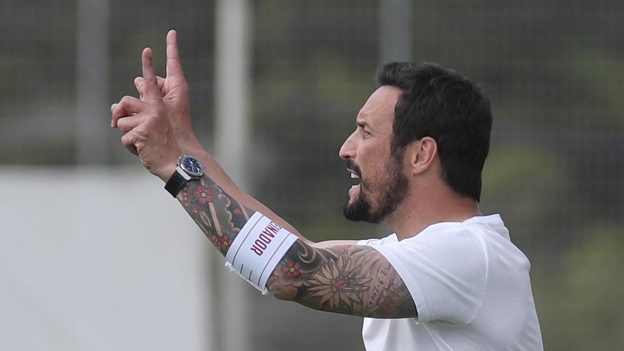 César Peixoto: «O objetivo é terminar na parte de cima da tabela»