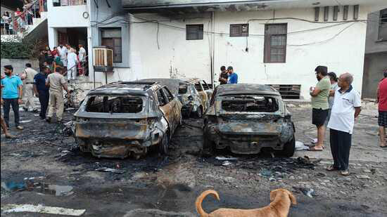 14 vehicles gutted after scooty catches fire in Hisar