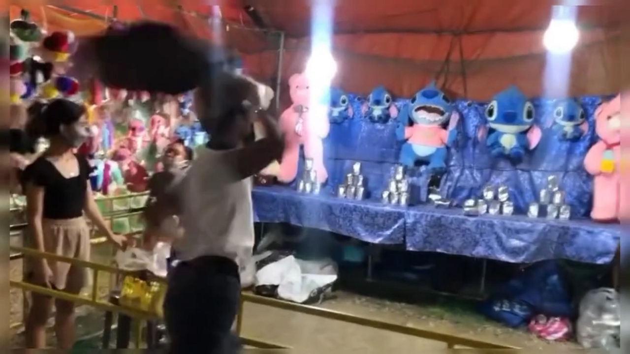 Man's rage throw at carnival in Iloilo, Philippines