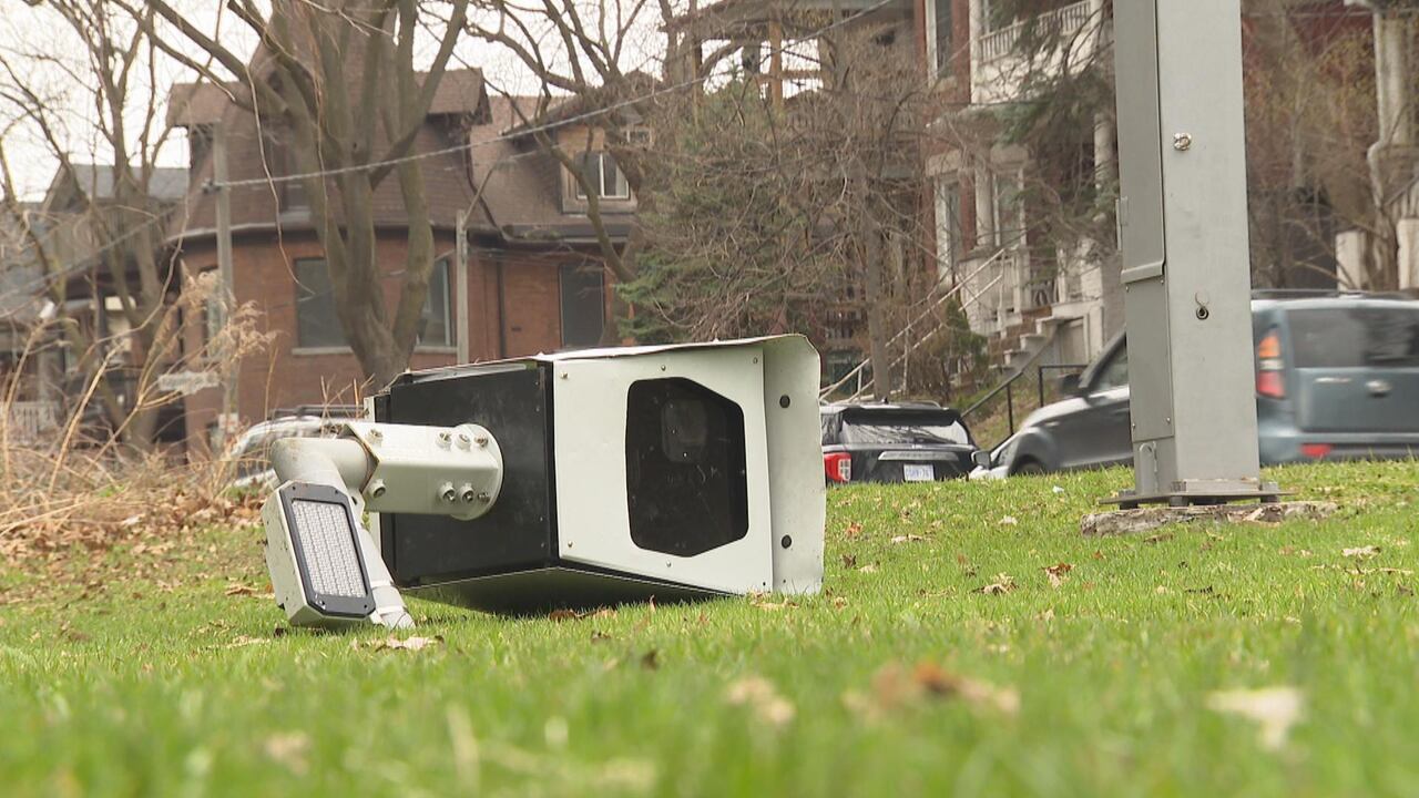 Toronto speed camera that's issued over 65,000 tickets cut down for 4th ...