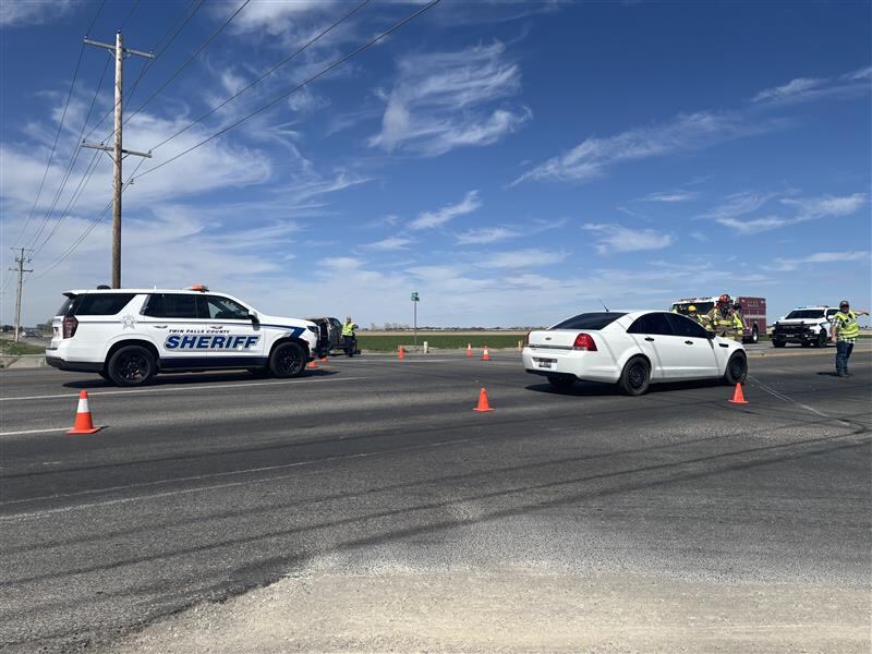 UPDATE: Two-vehicle crash blocks traffic along U.S. Highway 30