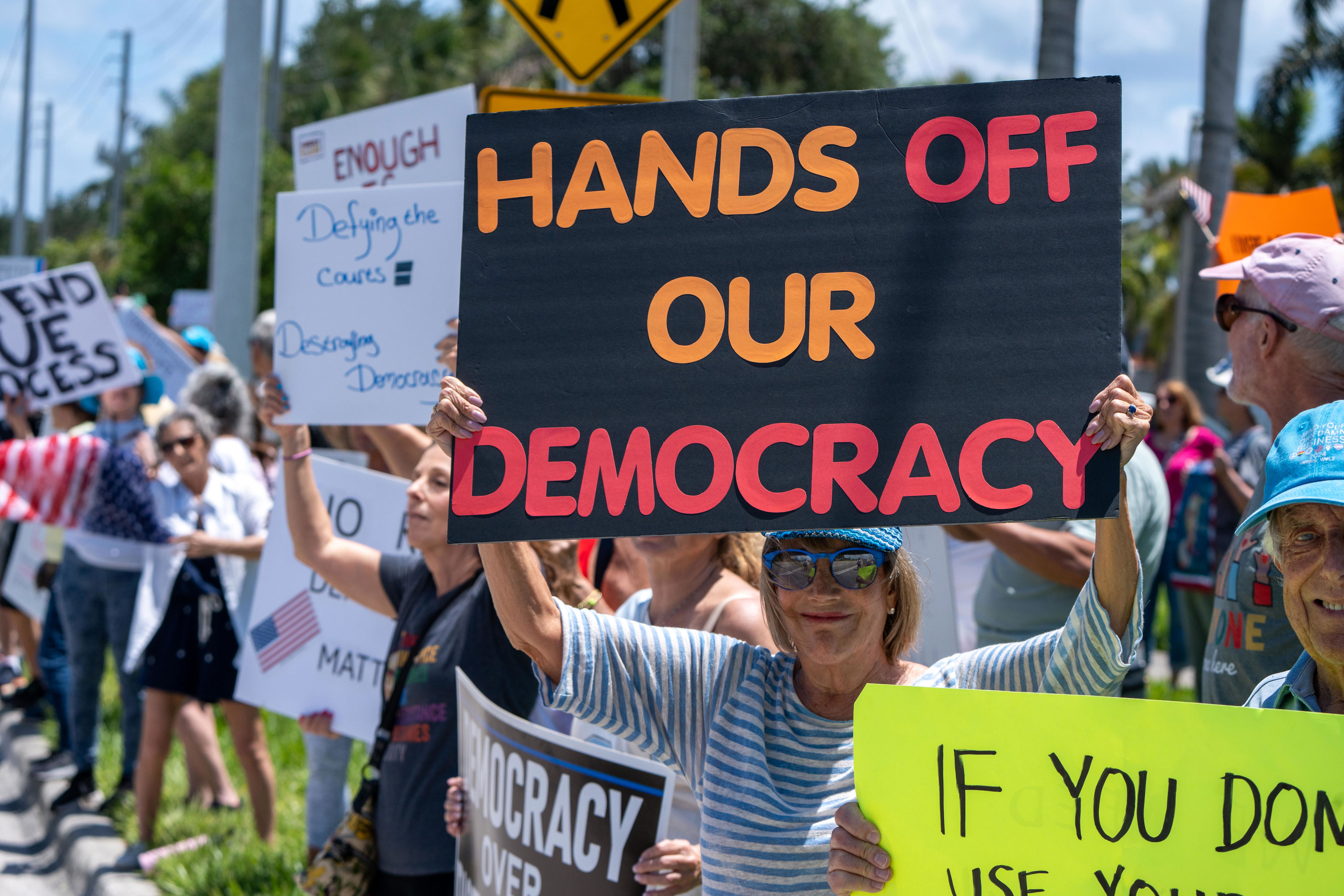 Anti-Trump rally in Boca Raton draws hundreds of protesters
