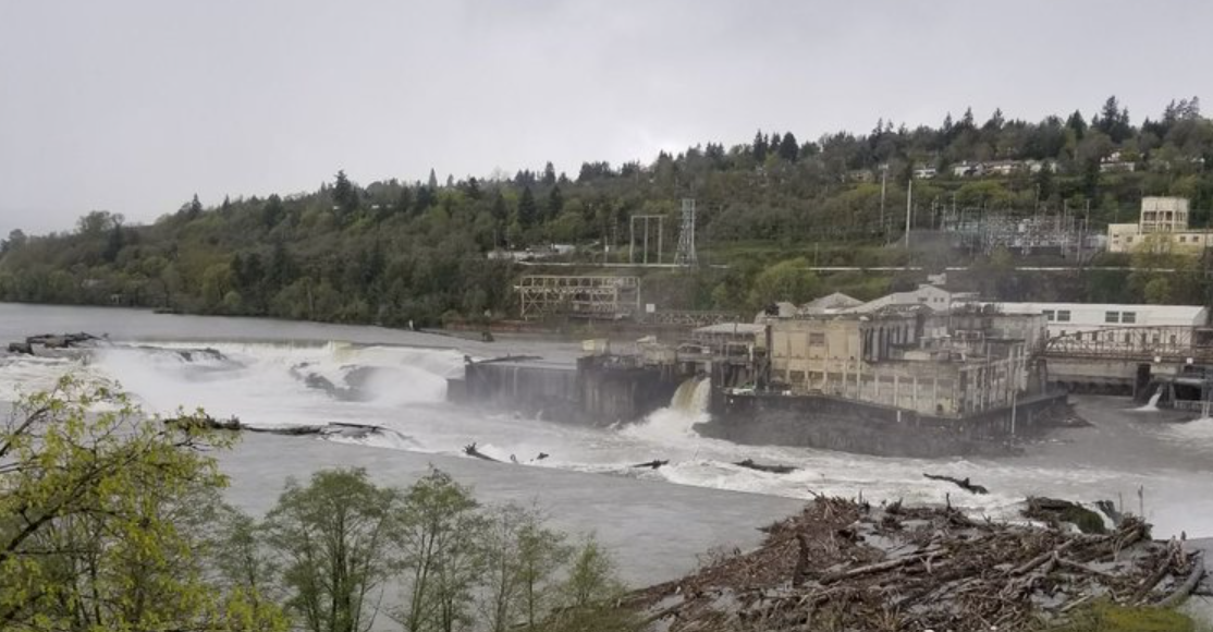 Kayaker missing on Oregon river identified as California man