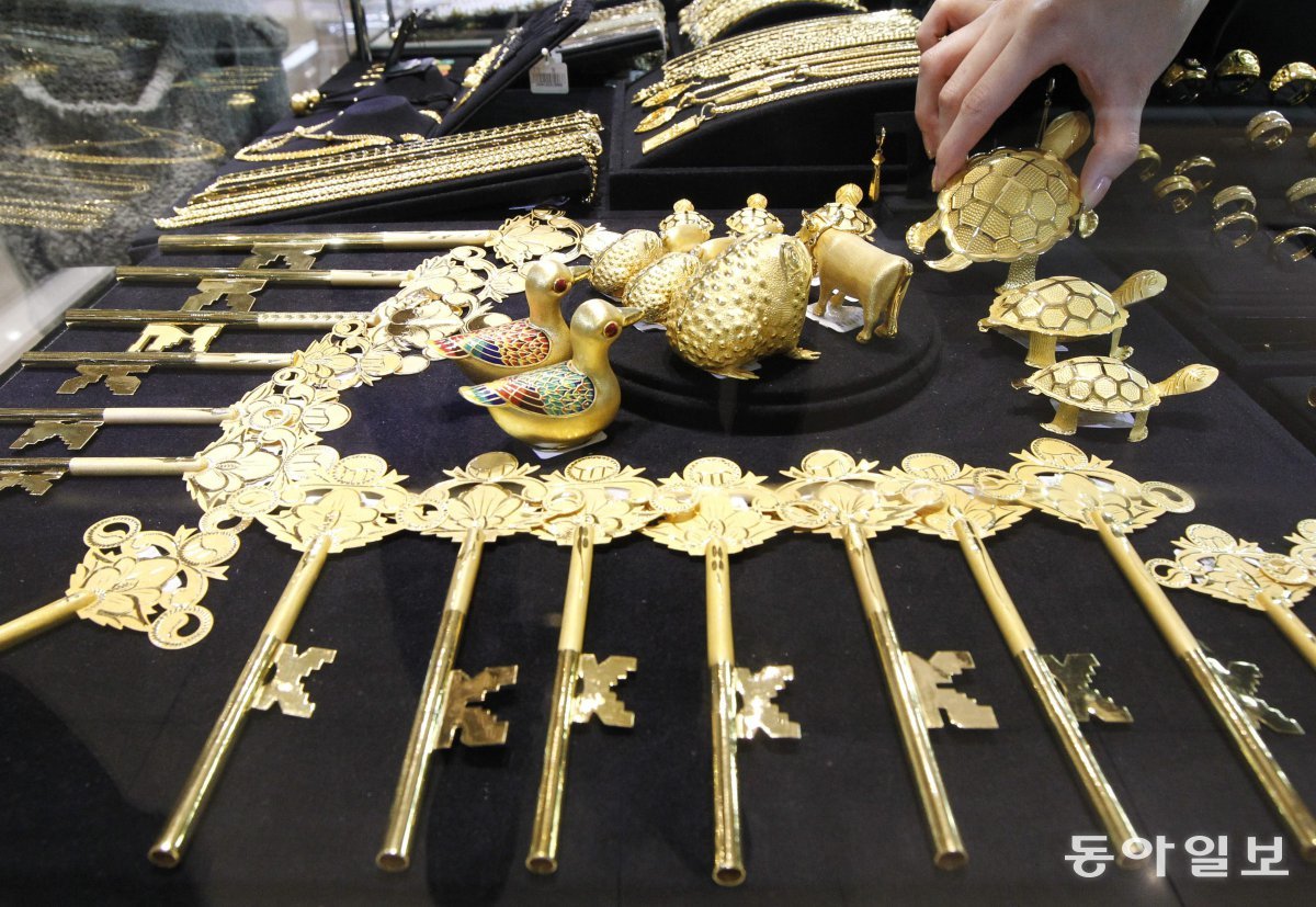 트럼프 관세전쟁에… 금 거래대금 작년 대비 4.4배 ‘껑충’