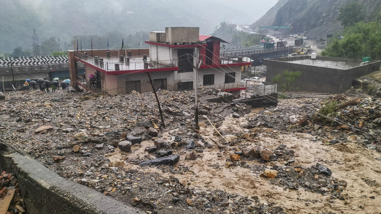 Heavy rain triggers flash flood in J-K's Ramban, over 100 people rescued