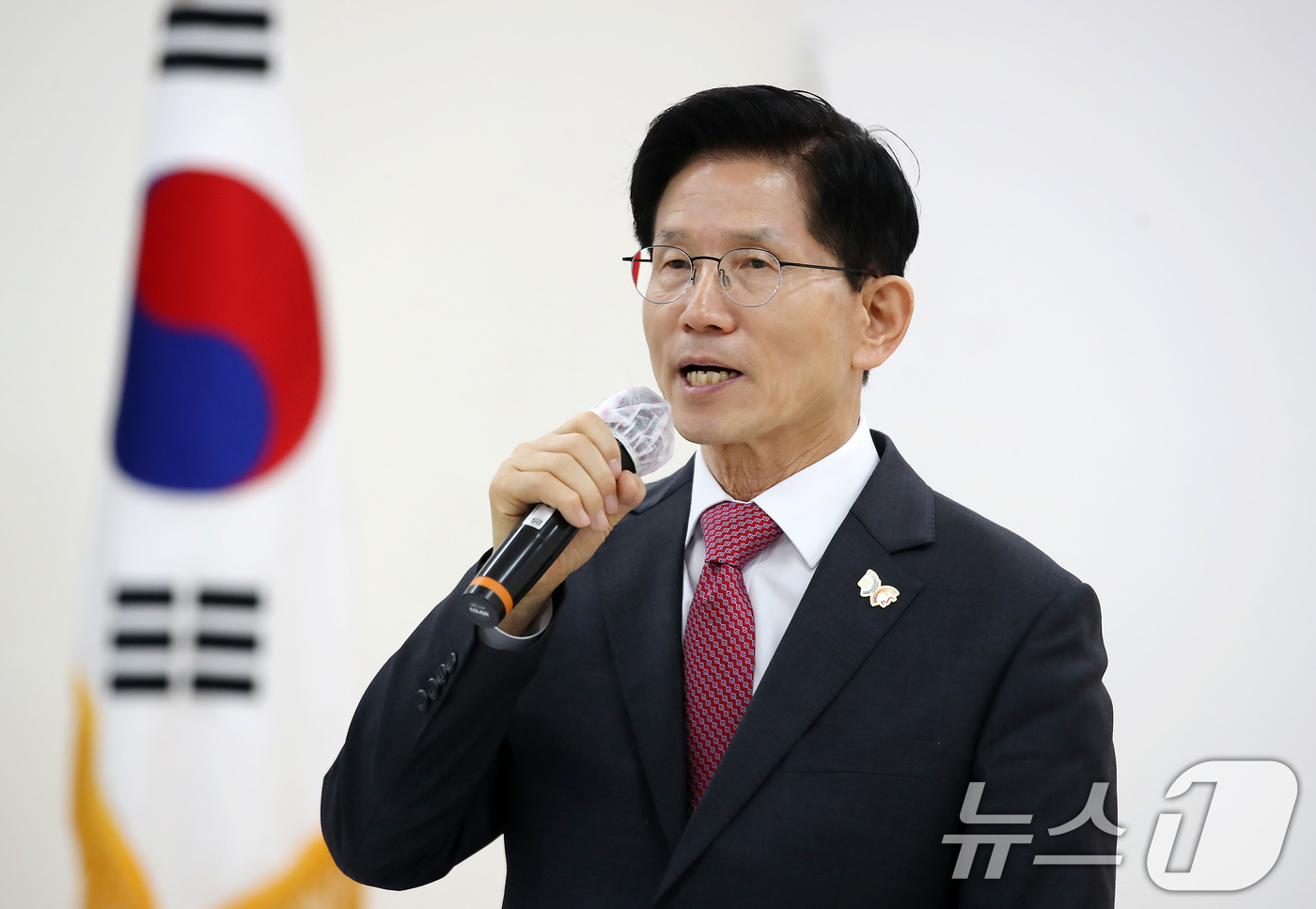 김문수 "이재명 꺾는다면 한덕수 아닌 누구라도 힘 모아야"