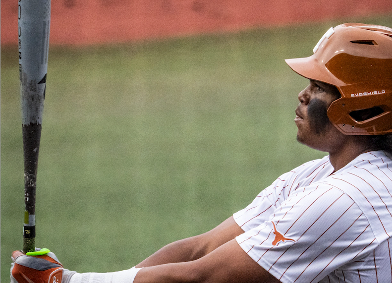 Two-sport star Jonah Williams stays hot in Texas baseball's win over Auburn