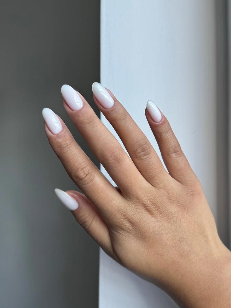 What exactly are BIAB nails?