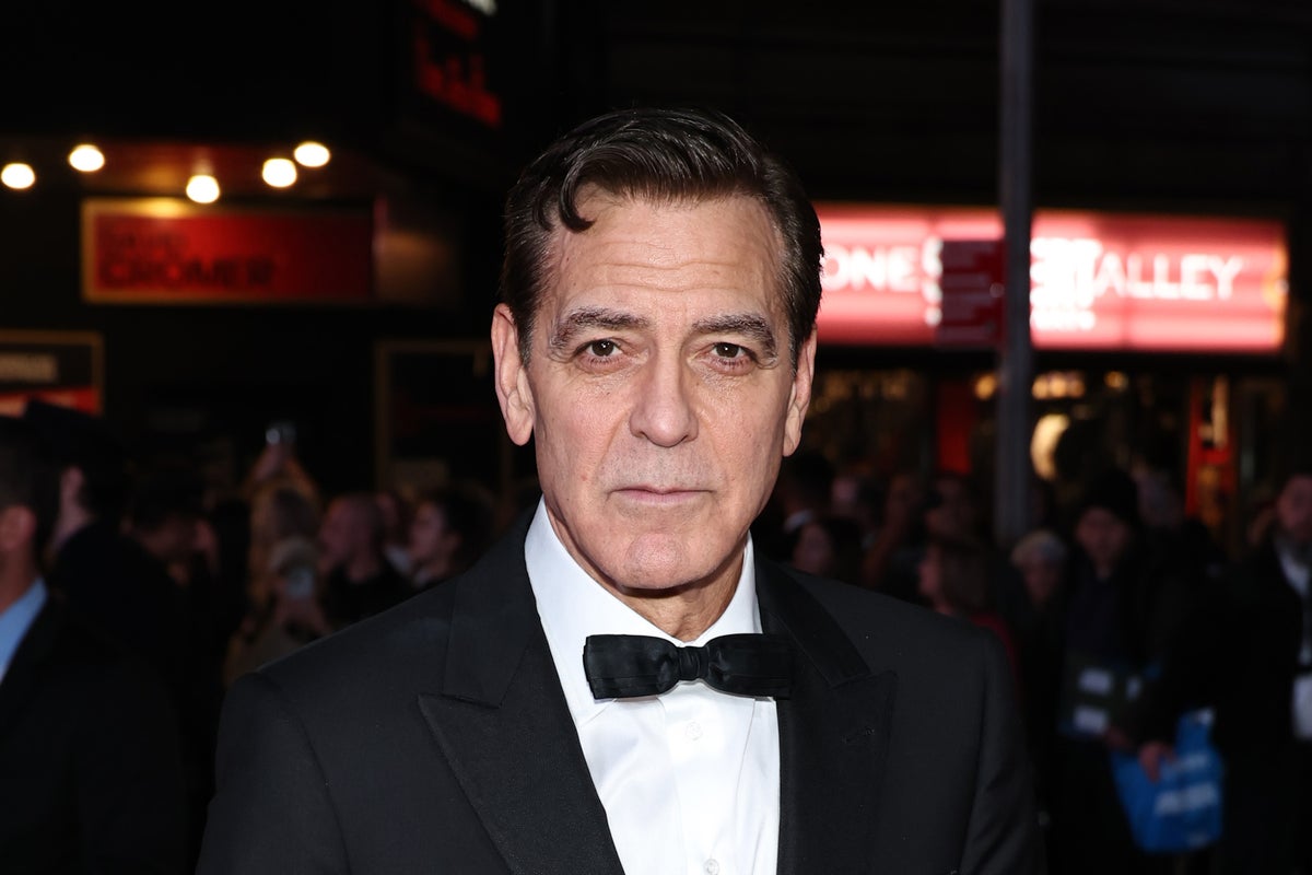 George Clooney baffles fans with new look – but it’s for a good reason