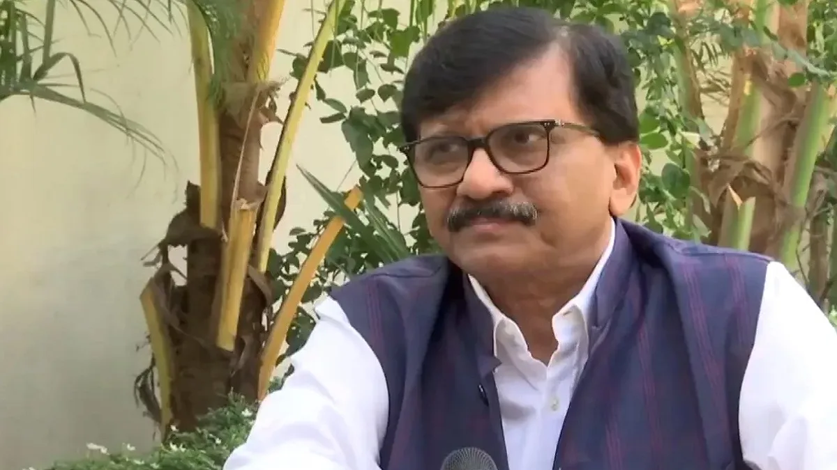 Deputy CM Eknath Shinde enquires about Sanjay Raut's health