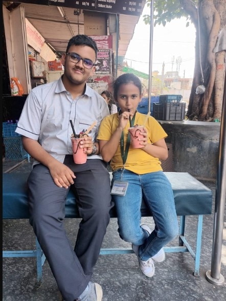 Kota's Rajit Gupta scores 100 percentile again in JEE Mains with happy ...