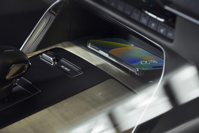 Mazda CX-90 Gets More Expensive for 2026 — Time to Shop 2025 Models?