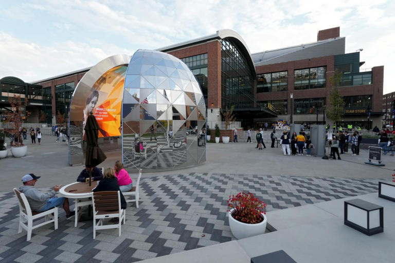 Pacers to host watch party at Morris Bicentennial Unity Plaza during ...