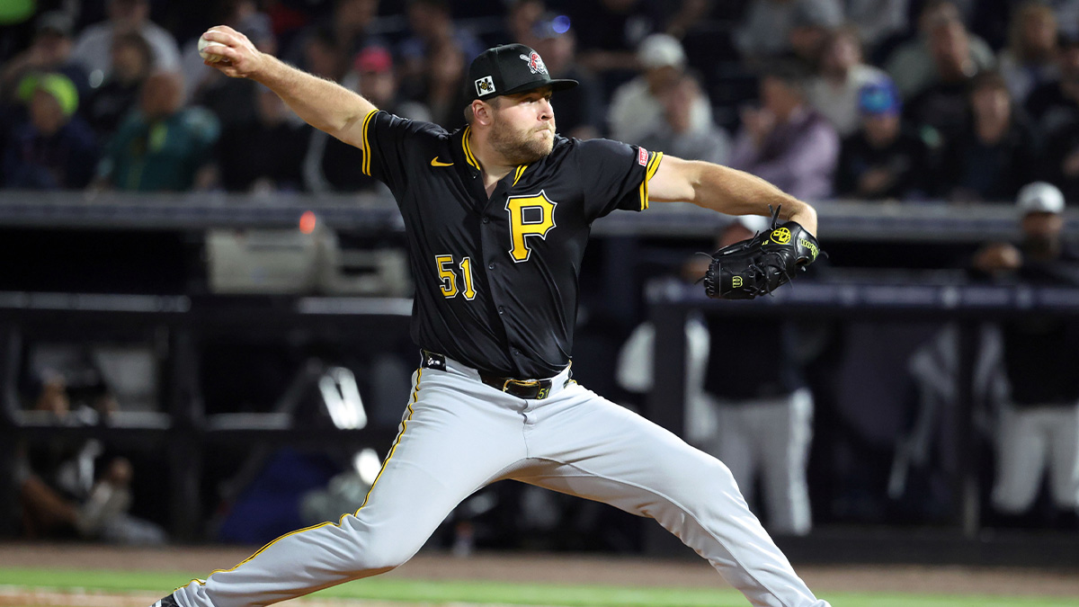 Pirates promote former All-Star closer