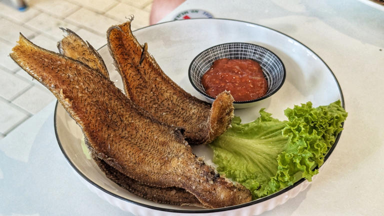 Fishing frenzy: Dive into Home Style Fish Cafe in Taman Cheras for all ...