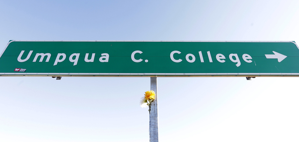 Oregon community college coach and player killed when truck collides ...