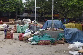 Coimbatore traders slam delay in MGR Market renovation, demand swift ...