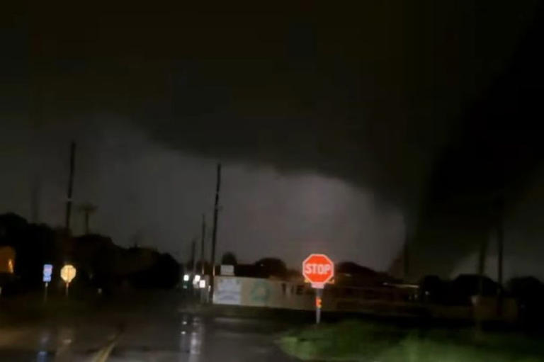 Huge twin tornadoes strike in the dark near Dallas, Texas with alarming warning