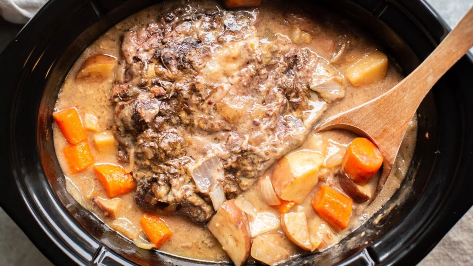 12 Melt-in-Your-Mouth Slow Cooker Pot Roast Recipes