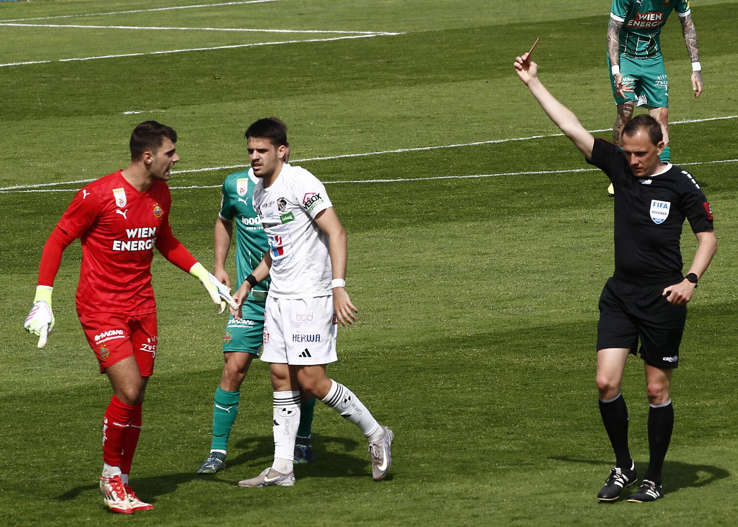 Wieder Rot und Debakel für Rapid - 1:5 beim WAC, Sieg für Sturm