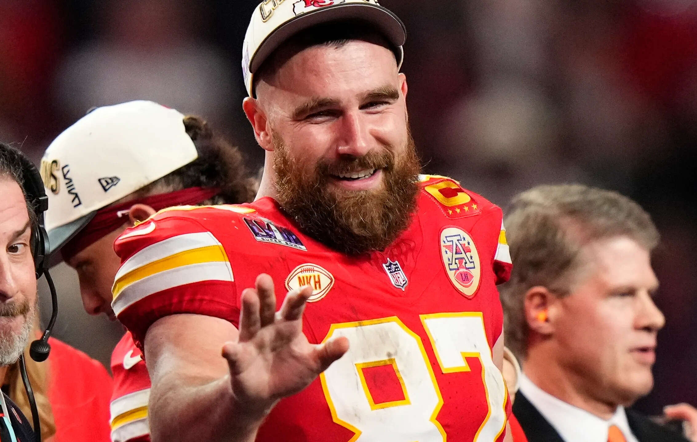 Travis Kelce’s emotional rookie moment resurfaces as Chiefs honor 12 ...
