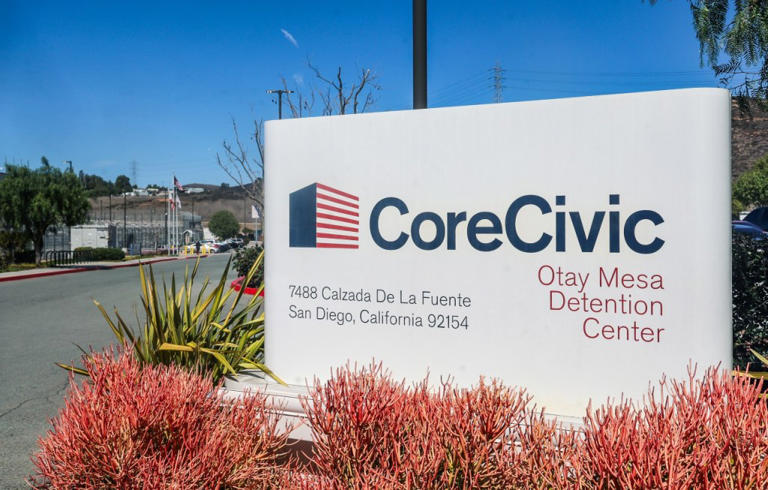 Immigrant detained at Otay Mesa says ICE isn’t treating his colon cancer