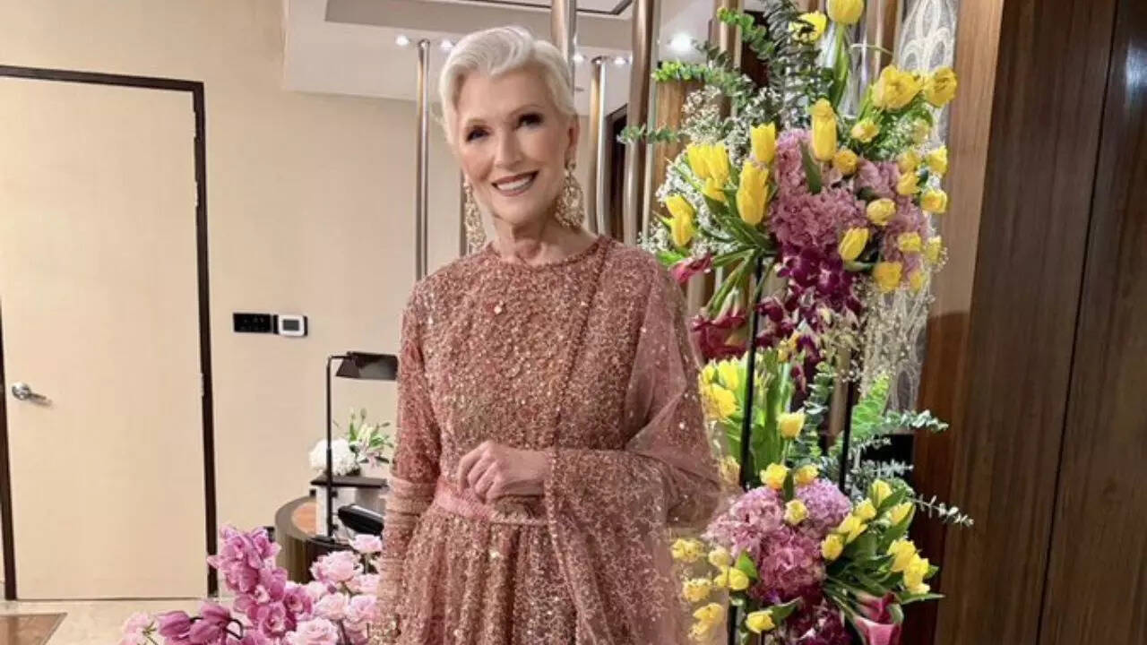 Elon Musk sends flowers to mother Maye Musk in Mumbai: All about the ...