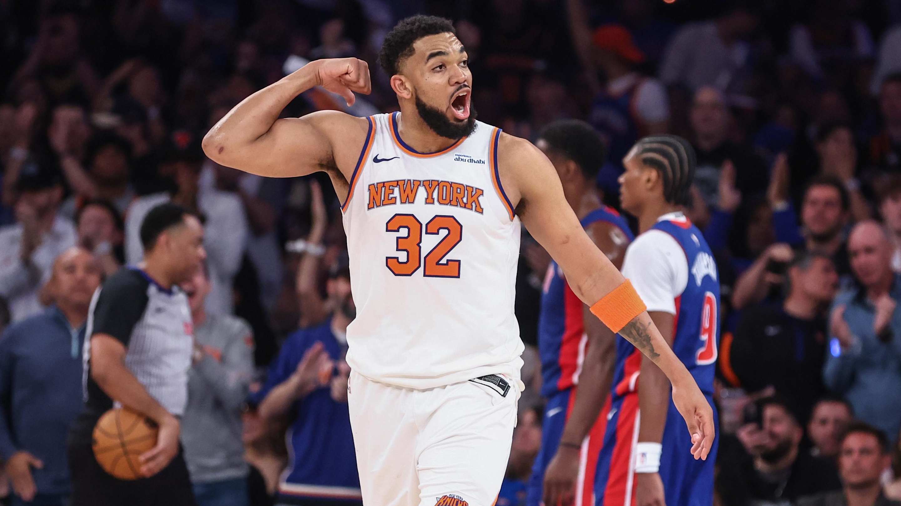 Knicks fans go wild outside Madison Square Garden after NBA playoffs ...