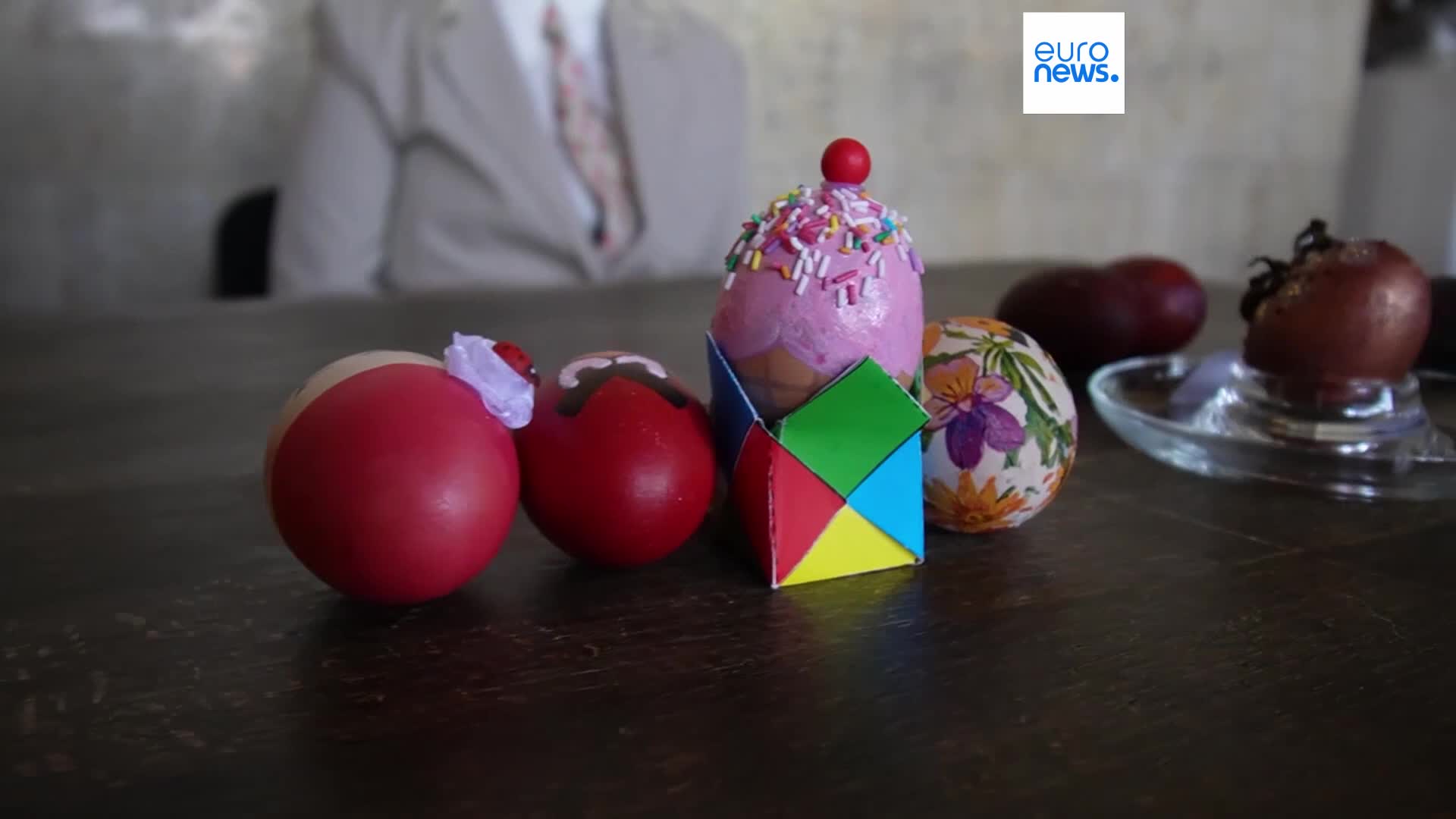 Folk dancing and dyed eggs as Bulgaria's Ruse celebrates Easter