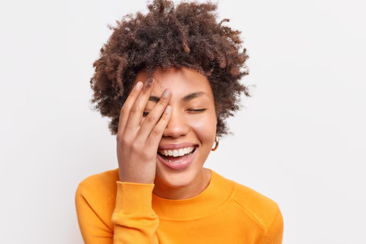 Mengapa Kita Menangis Saat Bahagia? Ini Penjelasannya dalam Sudut ...