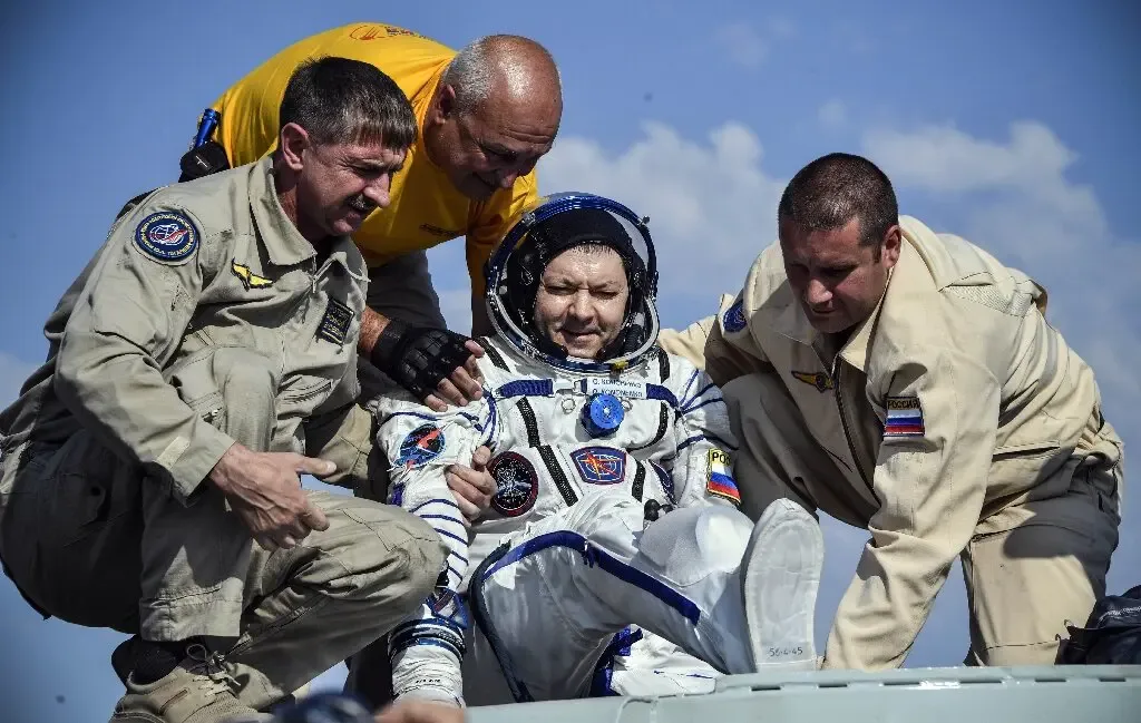 US, Russian astronauts return to earth after seven months in space
