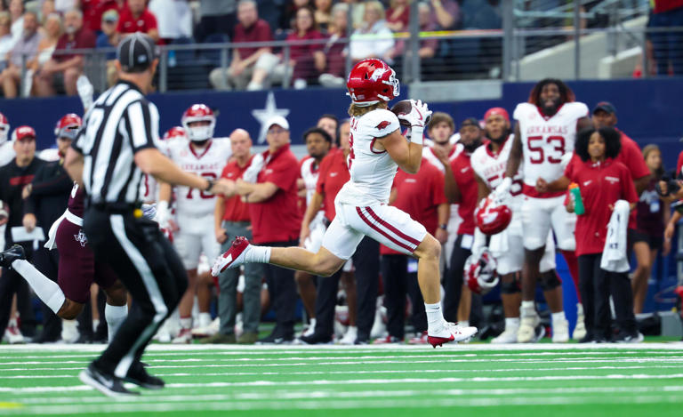 Instant grade for Detroit Lions third-round pick Isaac TeSlaa, Arkansas ...