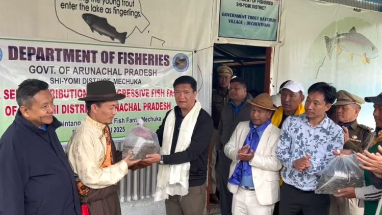 Arunachal CM distributes fish seeds in Shi Yomi district to boost ...