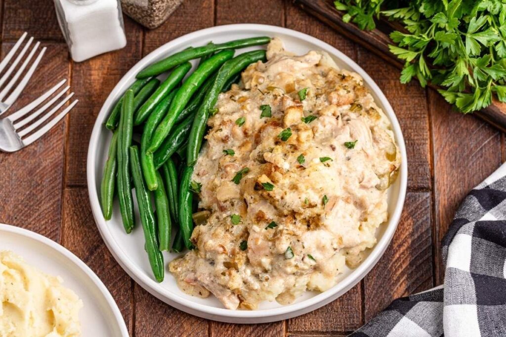 22 Slow Cooker Chicken Recipes That Are Family-Friendly and Full of Flavor