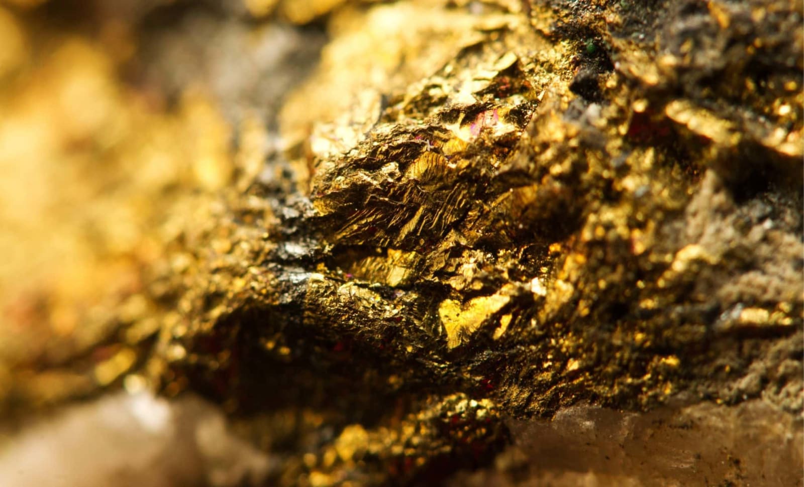 By Chance, He Discovers a Gold Deposit in Auvergne, Valued at 4 Billion ...