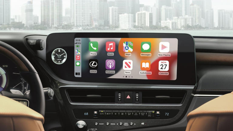 Why Does Lexus Use Analog Clocks And Which Models Have Them?