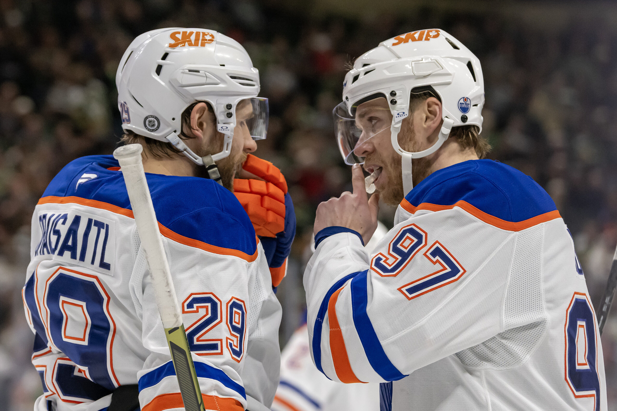 Oilers letters: Are McDavid and Draisaitl 'coach killers'?
