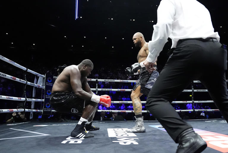 Whittaker vs Cameron 2 LIVE! Boxing result, fight stream, latest ...