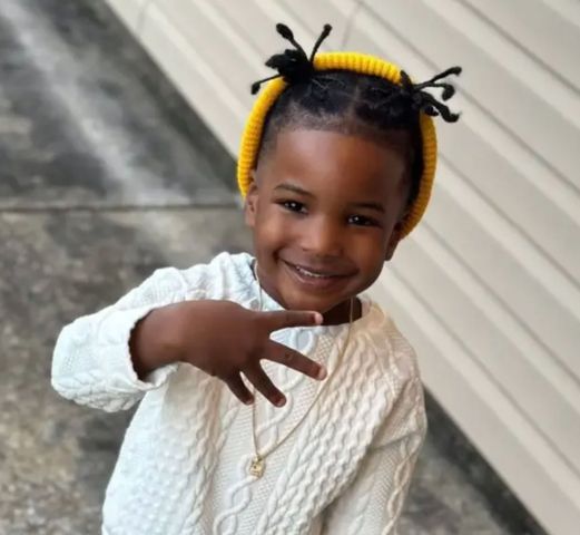 Mother Dying Alongside Her 5-Year-Old Son in Triple Homicide Texted ...