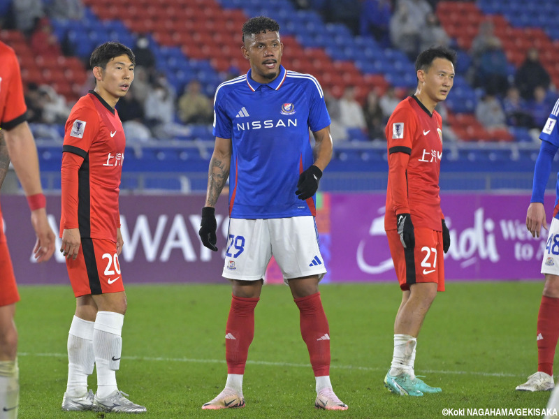 横浜FM、守備の要・キニョーネスが全治3か月見込みの負傷…ACLEでの復帰は絶望的に