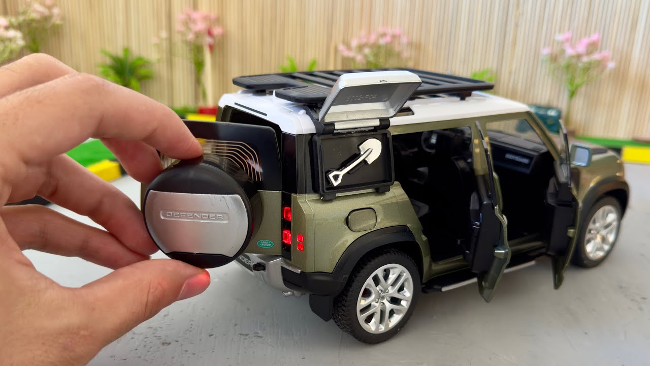 118 Scale Unboxing The Land Rover Defender Diecast Model Car