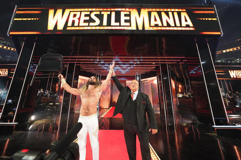 【WWE】『レッスルマニア41』ポール・ヘイマンが仕掛けた“祭典史上最大の裏切り”3WAY決戦はロリンズがレインズとCMパンクを制す