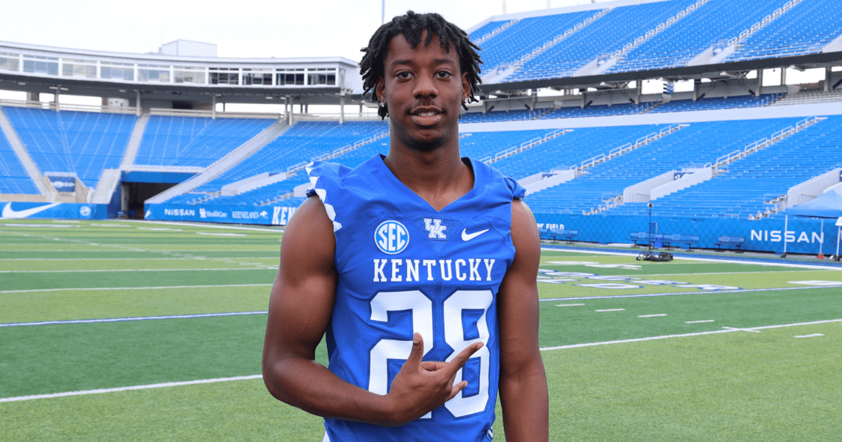 Former Kentucky cornerback Jordan Robinson signs with Virginia